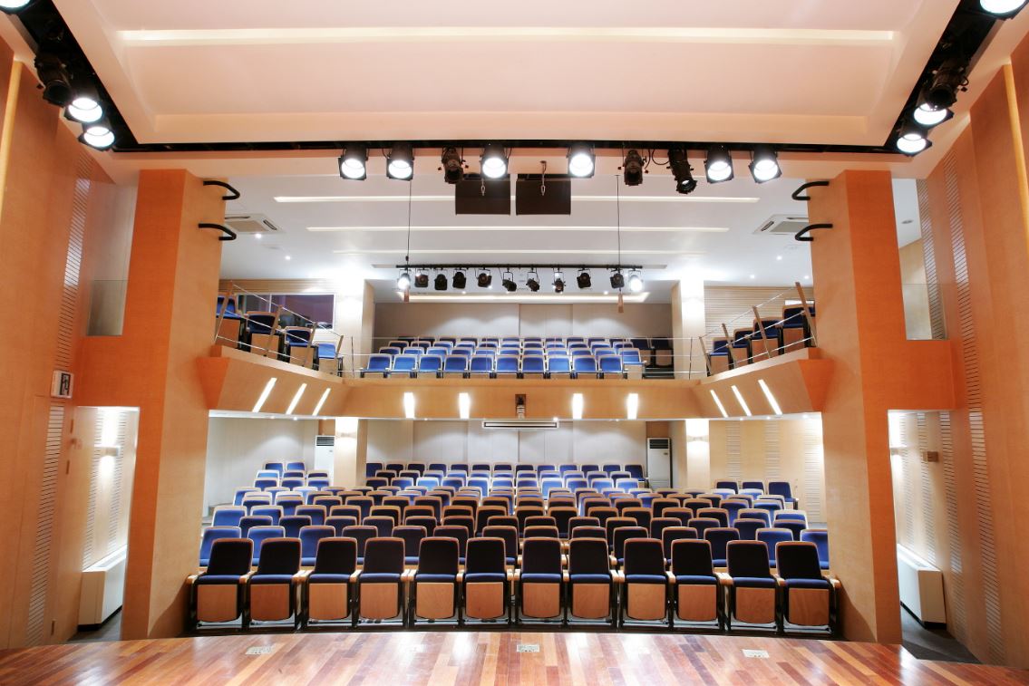 SCC HALL – 공연 및 행사대관이 가능한 200석 규모의 복층공연장 SCC HALL 입니다.